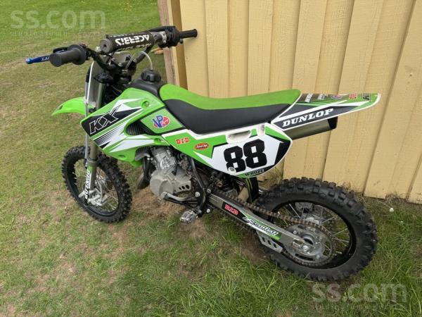 Kawasaki KX 65 2018 Rīga, ar dzinēja tilpumu 65.00 L un nobraukumu 0 tūkst. km par 1450 €, foto 4 vietnē AUTOMOTO.COM.LV