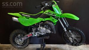 Кавасаки KX 65 2022 в Цесис, объемом двигателя 65.00 л и пробегом 0 тыс. км за 1900 €, фото  на AUTOMOTO.COM.LV
