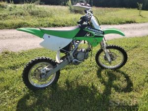 Кавасаки KX 85 2012 в Огре, объемом двигателя 85.00 л и пробегом 0 тыс. км за 900 €, фото  на AUTOMOTO.COM.LV