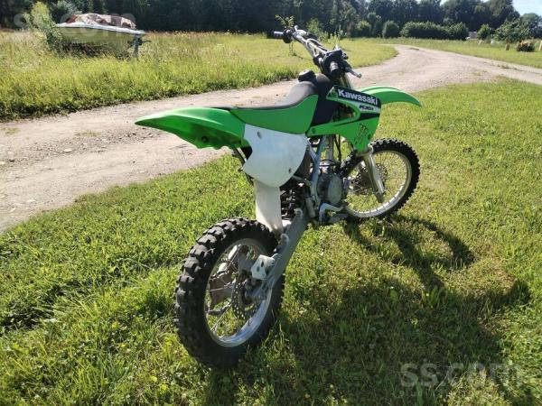 Kawasaki KX 85 2012 Ogre, ar dzinēja tilpumu 85.00 L un nobraukumu 0 tūkst. km par 900 €, foto 3 vietnē AUTOMOTO.COM.LV
