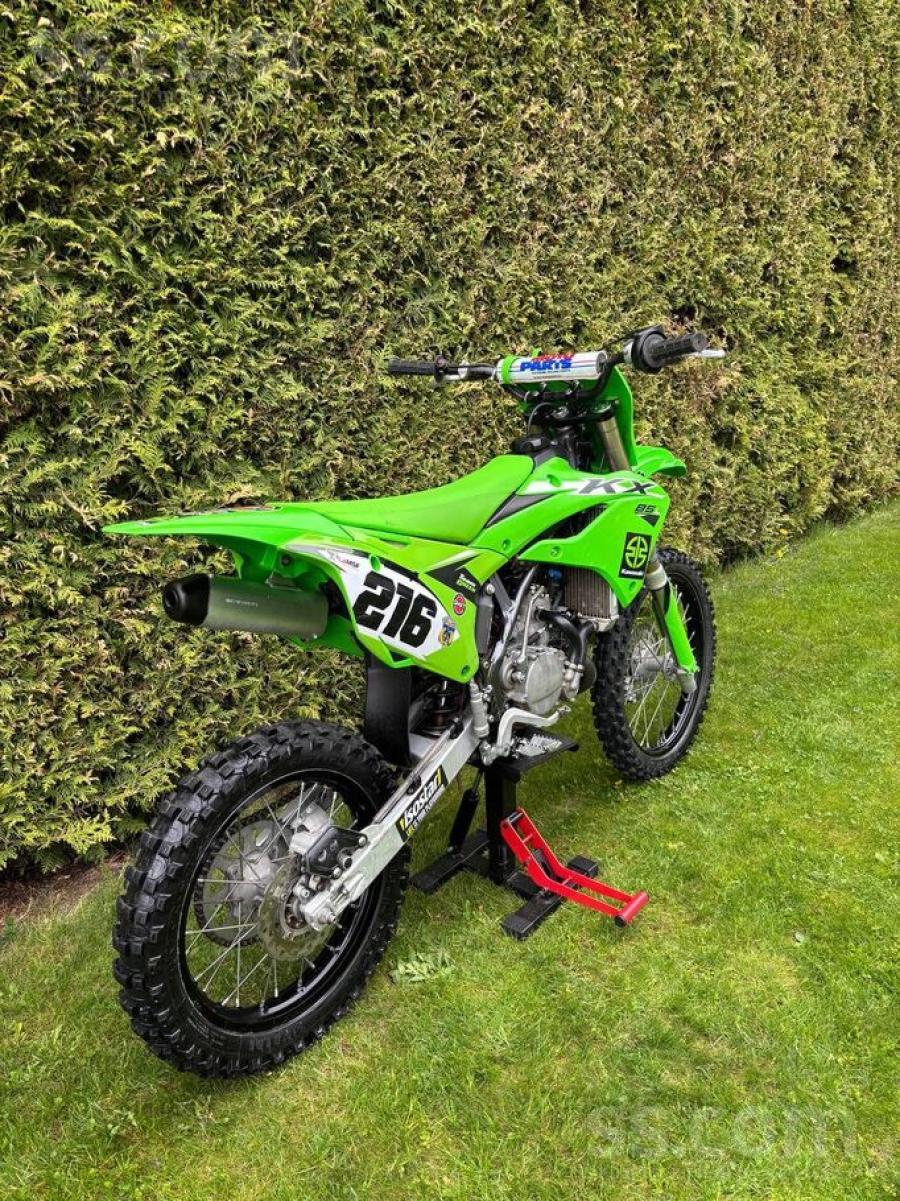 Кавасаки KX 85 2025 в Рига, объемом двигателя 85.00 л и пробегом 0 тыс. км за 3100 €, фото 7 на AUTOMOTO.COM.LV
