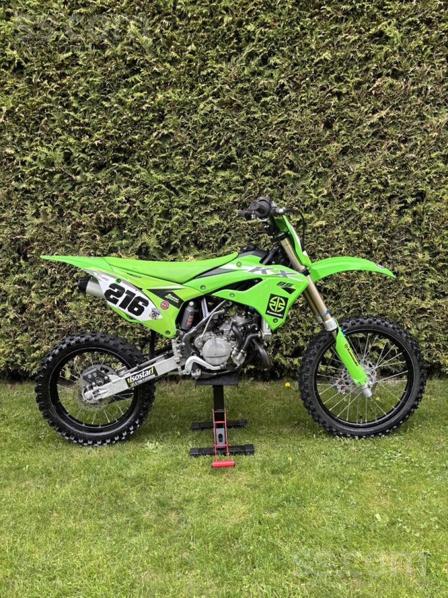 Kawasaki KX 85 2025 in Riga, with an engine capacity of 85.00 L and mileage of 0 thousand km for 2900 €, photo 3 on AUTOMOTO.COM.LV