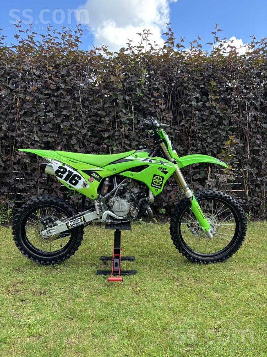 Kawasaki KX 85 2025 Rīga, ar dzinēja tilpumu 85.00 L un nobraukumu 0 tūkst. km par 2700 €, foto 4 vietnē AUTOMOTO.COM.LV