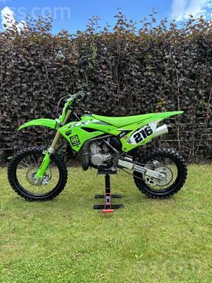 Kawasaki KX 85 2025 Rīga, ar dzinēja tilpumu 85.00 L un nobraukumu 0 tūkst. km par 2700 €, foto 7 vietnē AUTOMOTO.COM.LV