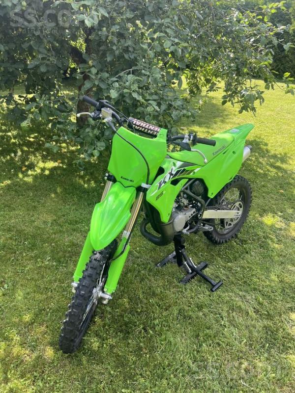 Kawasaki KX 85 2025 Rīga, ar dzinēja tilpumu 85.00 L un nobraukumu 0 tūkst. km par 2700 €, foto 3 vietnē AUTOMOTO.COM.LV