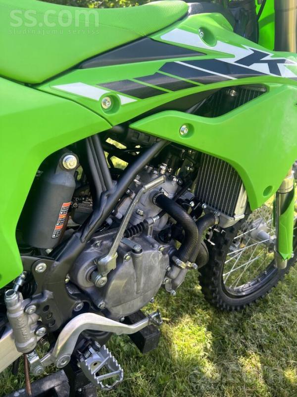 Kawasaki KX 85 2025 Rīga, ar dzinēja tilpumu 85.00 L un nobraukumu 0 tūkst. km par 2700 €, foto 4 vietnē AUTOMOTO.COM.LV