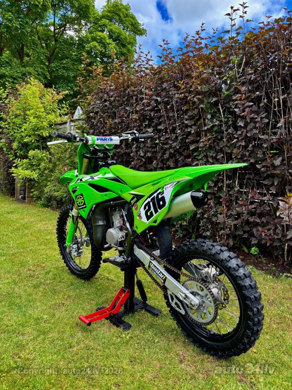 Kawasaki KX 85 2025 in Riga, with an engine capacity of 85.00 L and mileage of 0 thousand km for 2500 €, photo 5 on AUTOMOTO.COM.LV