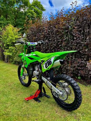 Kawasaki KX 85 2025 in Riga, with an engine capacity of 85.00 L and mileage of 0 thousand km for 2500 €, photo 6 on AUTOMOTO.COM.LV