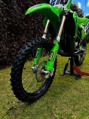 Kawasaki KX 85 2025 in Riga, with an engine capacity of 85.00 L and mileage of 0 thousand km for 2500 €, photo 9 on AUTOMOTO.COM.LV