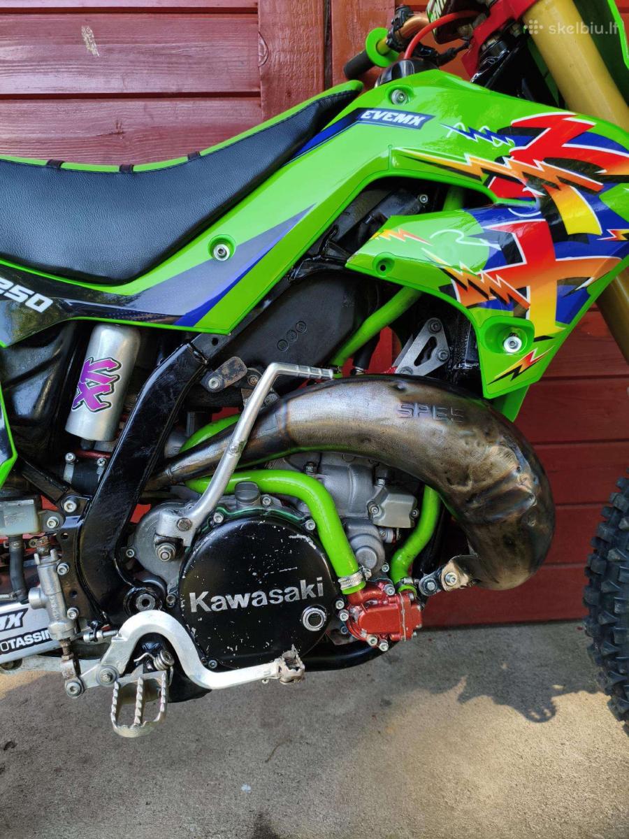 Zaļš Kawasaki KX 1992 Tauragė, ar dzinēja tilpumu 0.00 L un nobraukumu 0 tūkst. km par 1900 €, foto 10 vietnē AUTOMOTO.COM.LV