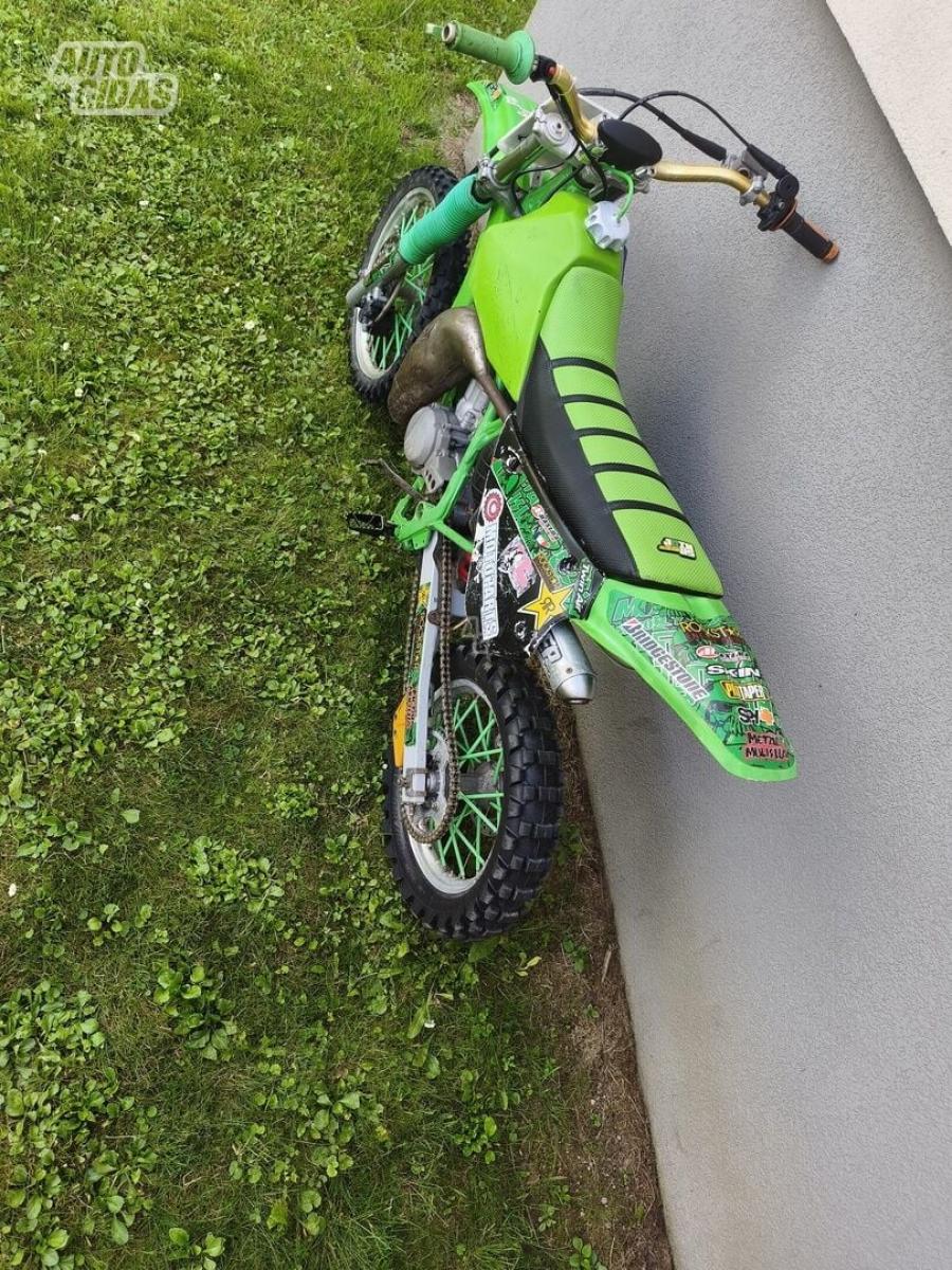 Green Kawasaki KX 2003 in Silale, with an engine capacity of 0.00 L and mileage of 0 thousand km for 1200 €, photo 6 on AUTOMOTO.COM.LV