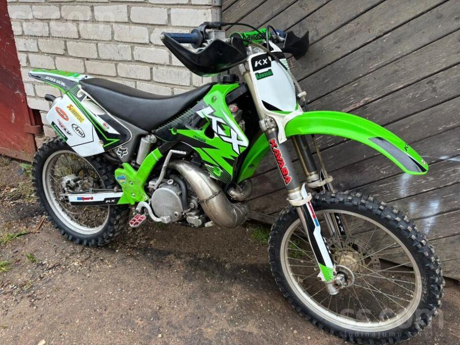 Кавасаки KX 1999 в Талси, объемом двигателя 0.25 л и пробегом 0 тыс. км за 1500 €, фото 1 на AUTOMOTO.COM.LV