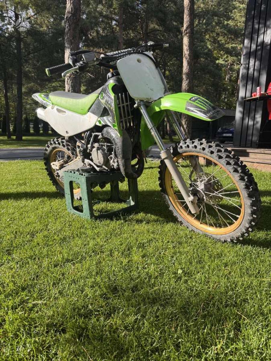 Kawasaki KX 2010 in Kaunas, with an engine capacity of 65.00 L and mileage of 1 thousand km for 1150 €, photo 3 on AUTOMOTO.COM.LV