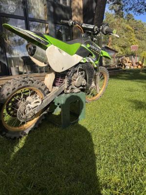 Kawasaki KX 2010 in Kaunas, with an engine capacity of 65.00 L and mileage of 1 thousand km for 1150 €, photo 4 on AUTOMOTO.COM.LV