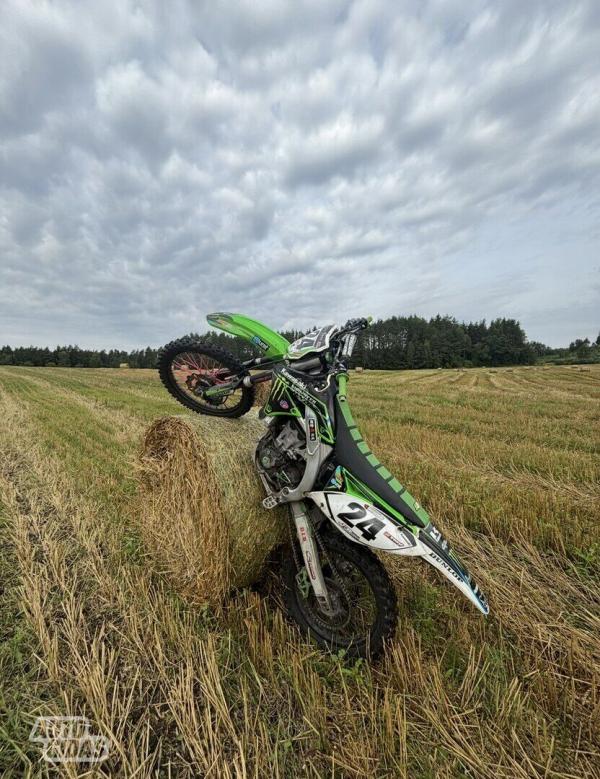 Кавасаки KX 2011 в Вильнюс, объемом двигателя 0.00 л и пробегом 0 тыс. км за 1900 €, фото 2 на AUTOMOTO.COM.LV