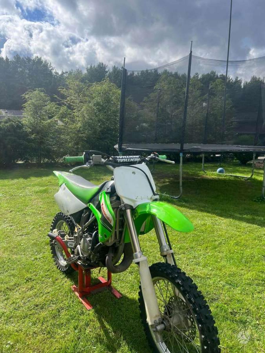 Kawasaki KX 2011 in Kaunas, with an engine capacity of 85.00 L and mileage of 0 thousand km for 1450 €, photo 1 on AUTOMOTO.COM.LV