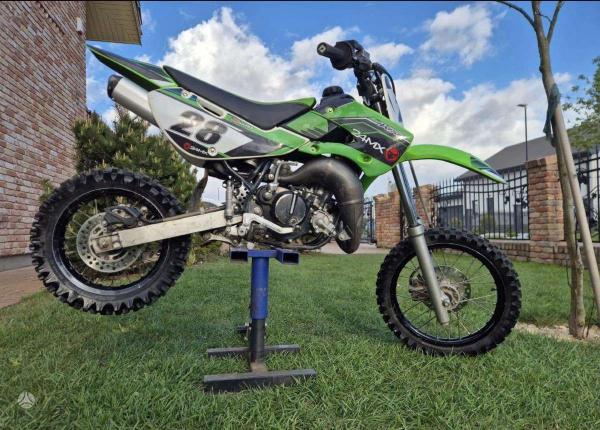 Кавасаки KX 2015 в Каунас, объемом двигателя 65.00 л и пробегом 1 тыс. км за 1350 €, фото 1 на AUTOMOTO.COM.LV