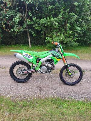 Kawasaki KX 2021 in Pagegiai, with an engine capacity of 0.45 L and mileage of 0 thousand km for 4250 €, photo 3 on AUTOMOTO.COM.LV