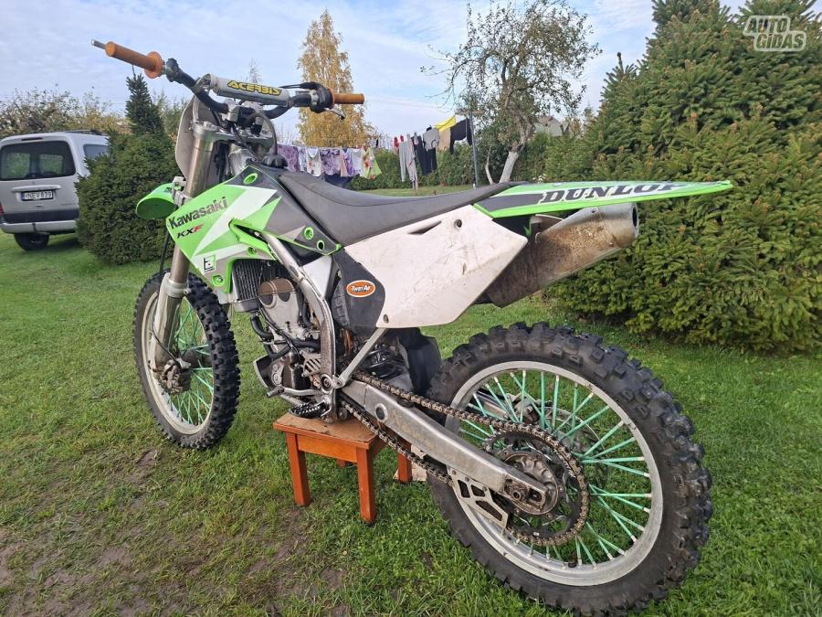 Kawasaki KXF 2004 in Radviliskis, with an engine capacity of 0.25 L and mileage of 0 thousand km for 1450 €, photo 3 on AUTOMOTO.COM.LV