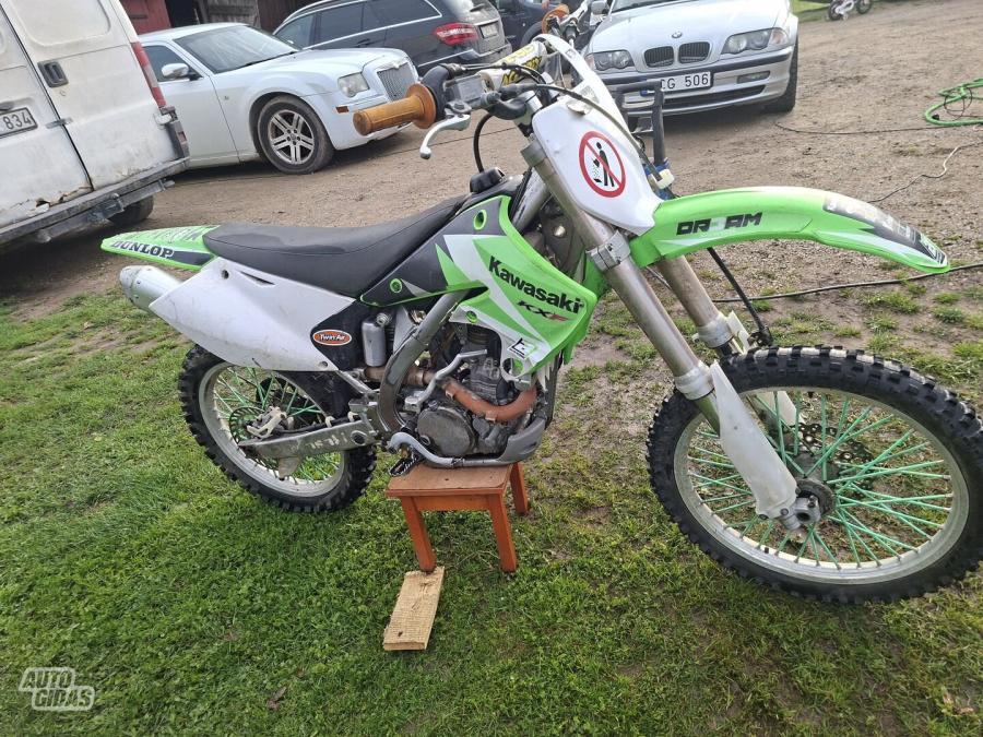 Kawasaki KXF 2004 in Radviliskis, with an engine capacity of 0.25 L and mileage of 0 thousand km for 1450 €, photo 4 on AUTOMOTO.COM.LV