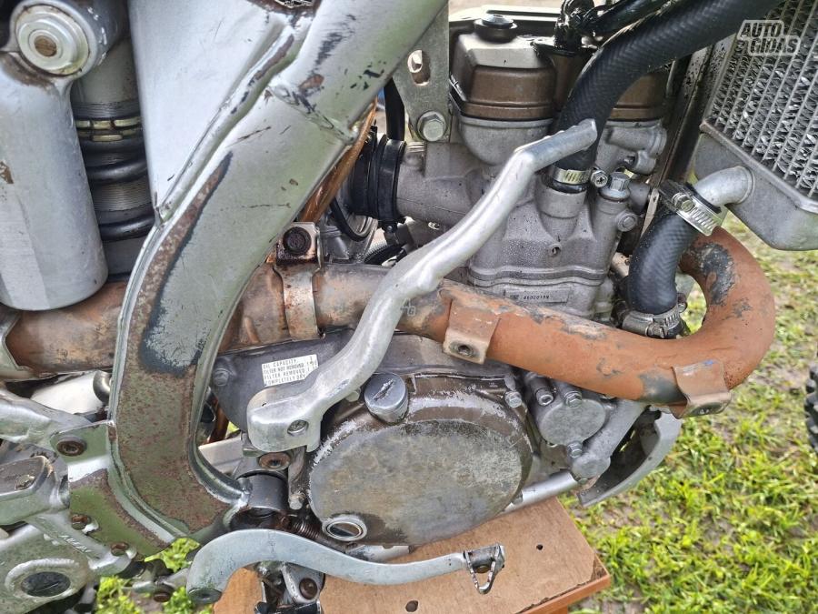 Kawasaki KXF 2004 in Radviliskis, with an engine capacity of 0.25 L and mileage of 0 thousand km for 1450 €, photo 9 on AUTOMOTO.COM.LV