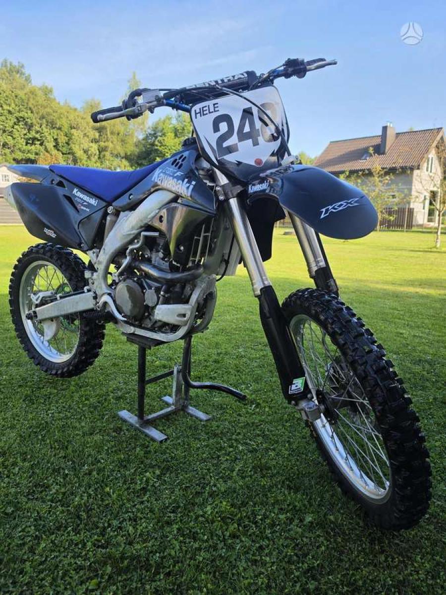 Kawasaki KXF 2008 in Silale, with an engine capacity of 0.45 L and mileage of 0 thousand km for 2000 €, photo 3 on AUTOMOTO.COM.LV
