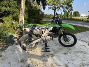 Kawasaki KXF 2010 in Kaunas, with an engine capacity of 0.25 L and mileage of 0 thousand km for 3200 €, photo 5 on AUTOMOTO.COM.LV