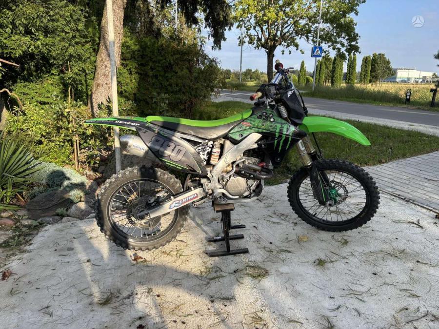 Kawasaki KXF 2010 in Kaunas, with an engine capacity of 0.25 L and mileage of 0 thousand km for 3200 €, photo 5 on AUTOMOTO.COM.LV