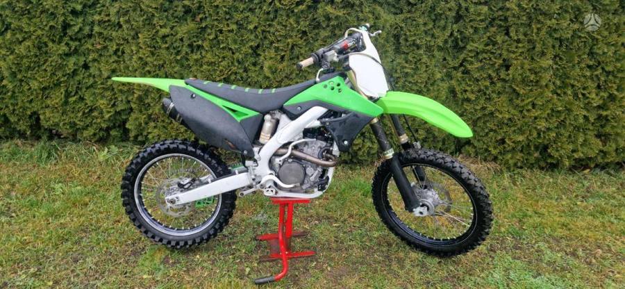 Kawasaki KXF 2012 Kelmė, ar dzinēja tilpumu 0.25 L un nobraukumu 99 tūkst. km par 2050 €, foto 2 vietnē AUTOMOTO.COM.LV