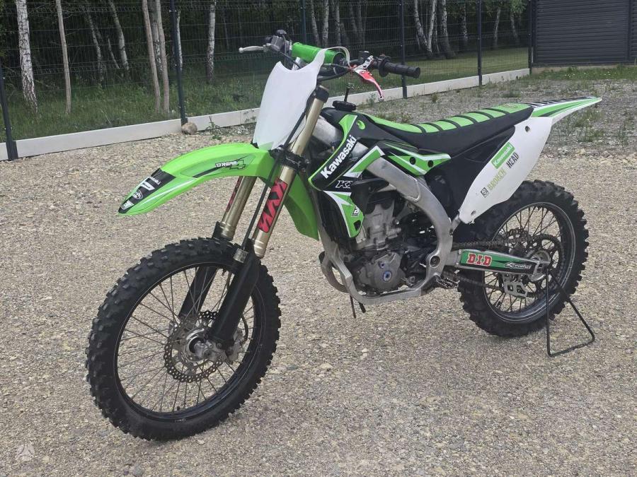 Kawasaki KXF 2015 in Siauliai, with an engine capacity of 0.45 L and mileage of 1 thousand km for 2350 €, photo 1 on AUTOMOTO.COM.LV