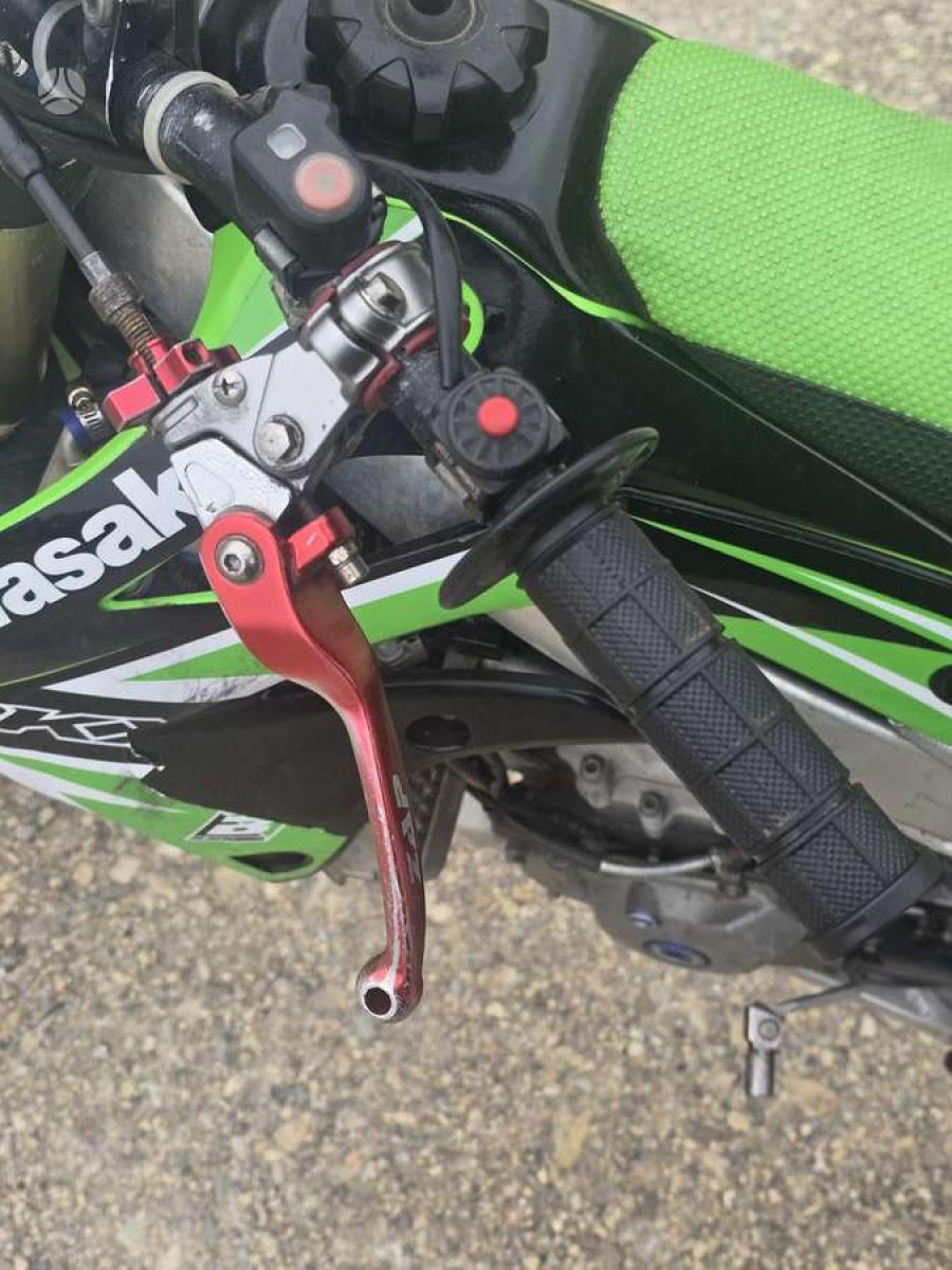 Kawasaki KXF 2015 in Siauliai, with an engine capacity of 0.45 L and mileage of 1 thousand km for 2350 €, photo 12 on AUTOMOTO.COM.LV