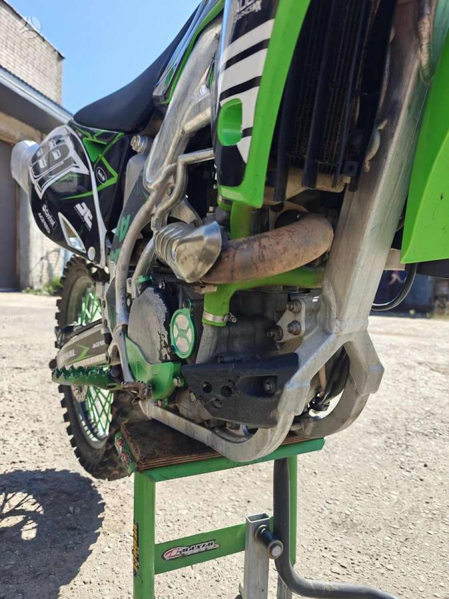 Balts Kawasaki KXF 2012 Kauņa, ar dzinēja tilpumu 0.45 L un nobraukumu 0 tūkst. km par 3200 €, foto 13 vietnē AUTOMOTO.COM.LV