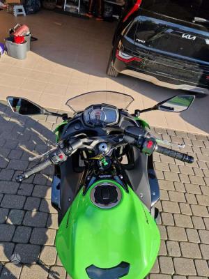 Черный Кавасаки Ninja 650 2018 в Вильнюс, объемом двигателя 0.65 л и пробегом 15 тыс. км за 4600 €, фото 3 на AUTOMOTO.COM.LV
