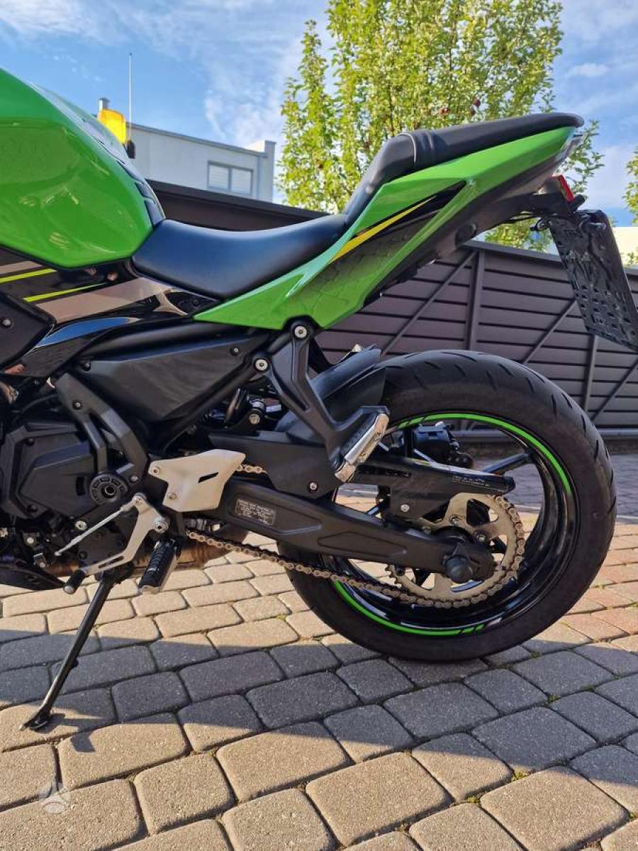 Черный Кавасаки Ninja 650 2018 в Вильнюс, объемом двигателя 0.65 л и пробегом 15 тыс. км за 4600 €, фото 4 на AUTOMOTO.COM.LV
