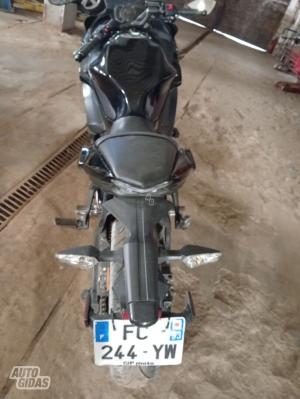 Black Kawasaki Ninja 650 2019 in Joniskis, with an engine capacity of 0.65 L and mileage of 25 thousand km for 4550 €, photo 5 on AUTOMOTO.COM.LV