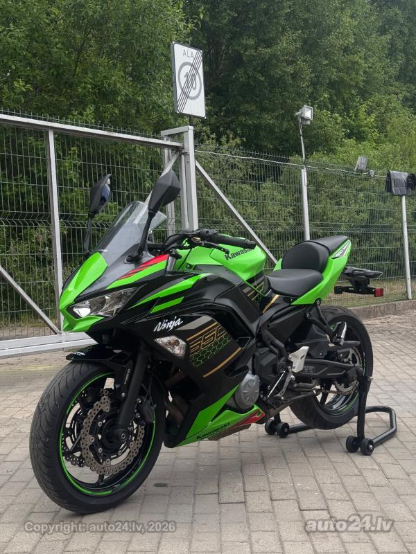 Черный Кавасаки Ninja 650 2020 в Пярну, объемом двигателя 0.65 л и пробегом 25 тыс. км за 6190 €, фото 3 на AUTOMOTO.COM.LV