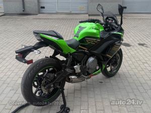 Black Kawasaki Ninja 650 2020 in Parnu, with an engine capacity of 0.65 L and mileage of 25 thousand km for 6190 €, photo 7 on AUTOMOTO.COM.LV