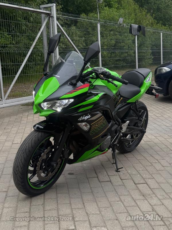Черный Кавасаки Ninja 650 2020 в Пярну, объемом двигателя 0.65 л и пробегом 25 тыс. км за 6190 €, фото 10 на AUTOMOTO.COM.LV