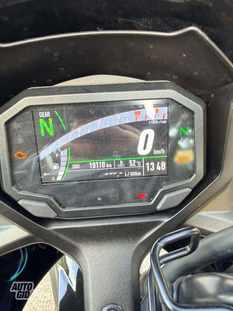 Черный Кавасаки Ninja 650 2021 в Пренай, объемом двигателя 0.65 л и пробегом 19 тыс. км за 5499 €, фото 6 на AUTOMOTO.COM.LV