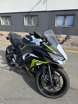 Черный Кавасаки Ninja 650 2022 в Таллин, объемом двигателя 0.65 л и пробегом 7 тыс. км за 6500 €, фото  на AUTOMOTO.COM.LV