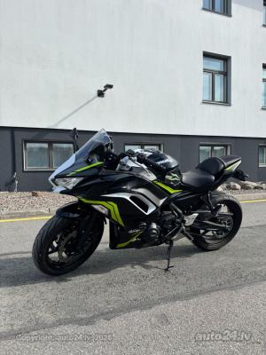 Black Kawasaki Ninja 650 2022 in Tallinn, with an engine capacity of 0.65 L and mileage of 7 thousand km for 6500 €, photo 4 on AUTOMOTO.COM.LV