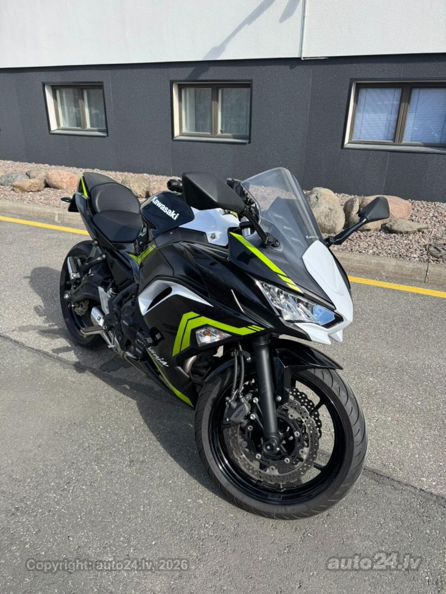 Black Kawasaki Ninja 650 2022 in Tallinn, with an engine capacity of 0.65 L and mileage of 7 thousand km for 6500 €, photo 10 on AUTOMOTO.COM.LV