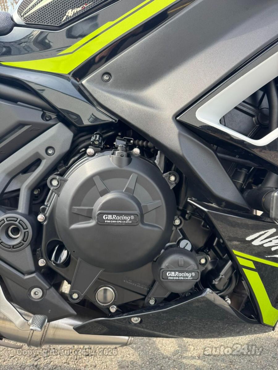 Melns Kawasaki Ninja 650 2022 Tallina, ar dzinēja tilpumu 0.65 L un nobraukumu 7 tūkst. km par 6500 €, foto 3 vietnē AUTOMOTO.COM.LV