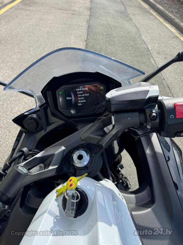 Black Kawasaki Ninja 650 2022 in Tallinn, with an engine capacity of 0.65 L and mileage of 7 thousand km for 6500 €, photo 8 on AUTOMOTO.COM.LV