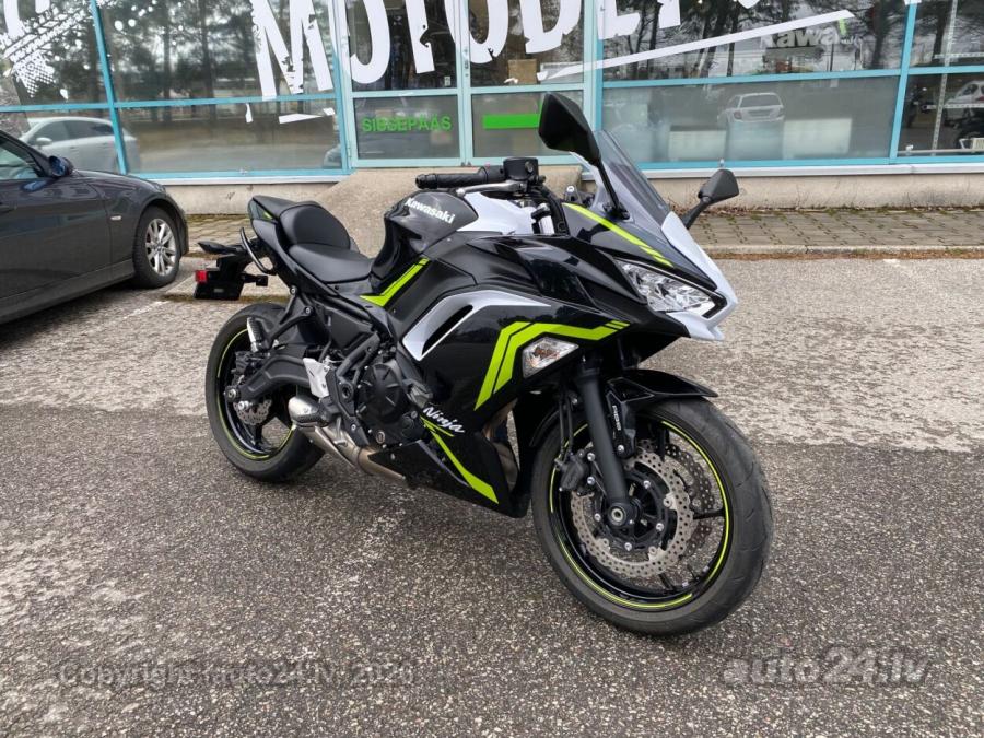 Melns Kawasaki Ninja 650 2022 Tallina, ar dzinēja tilpumu 0.65 L un nobraukumu 10 tūkst. km par 5900 €, foto 3 vietnē AUTOMOTO.COM.LV
