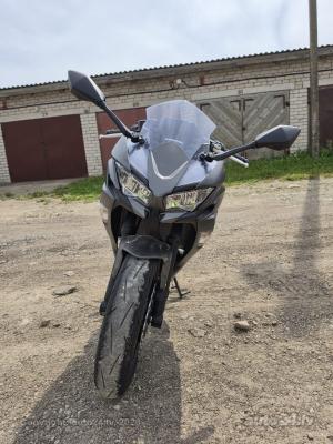 Black Kawasaki Ninja 650 2022 in Narva, with an engine capacity of 0.00 L and mileage of 0 thousand km for 7000 €, photo 4 on AUTOMOTO.COM.LV