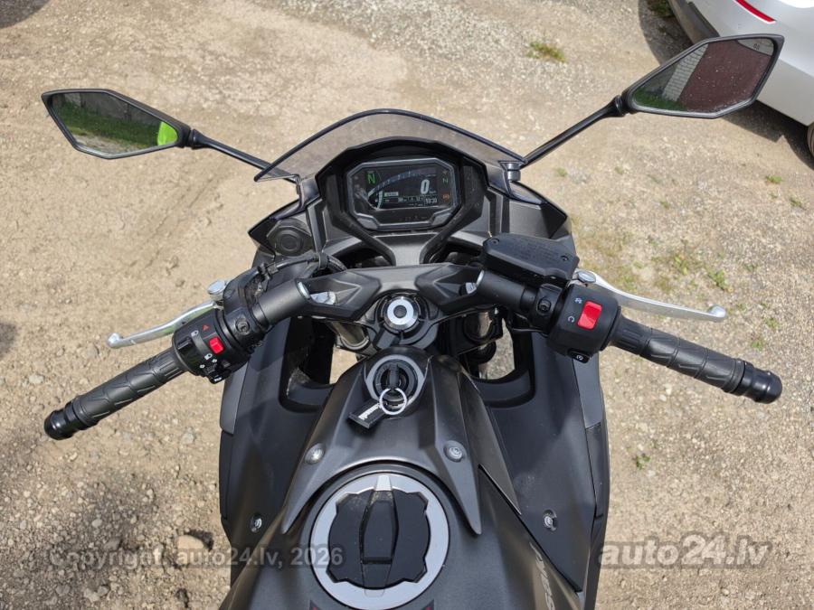 Black Kawasaki Ninja 650 2022 in Narva, with an engine capacity of 0.00 L and mileage of 0 thousand km for 7000 €, photo 17 on AUTOMOTO.COM.LV
