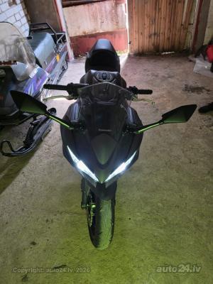 Black Kawasaki Ninja 650 2022 in Narva, with an engine capacity of 0.00 L and mileage of 0 thousand km for 7000 €, photo 21 on AUTOMOTO.COM.LV