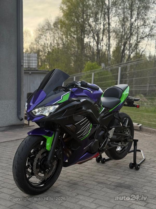 Черный Кавасаки Ninja 650 2024 в Пярну, объемом двигателя 0.65 л и пробегом 4 тыс. км за 6690 €, фото 3 на AUTOMOTO.COM.LV