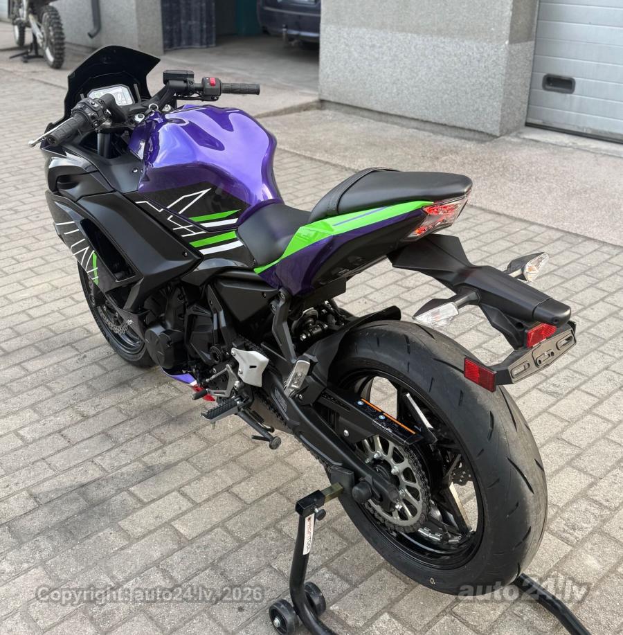 Черный Кавасаки Ninja 650 2024 в Пярну, объемом двигателя 0.65 л и пробегом 4 тыс. км за 6690 €, фото 8 на AUTOMOTO.COM.LV